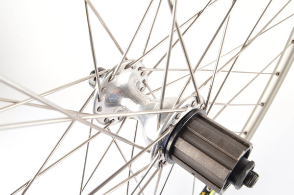 Wheelset with Alesa 913 clincher rims and Campagnolo Record #HB-00RE ...