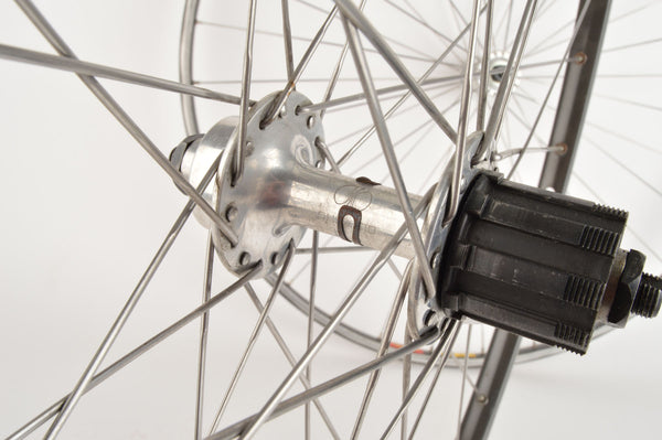 Wheelset with Mavic G40 Clincher Rims and Shimano 600 first Gen. Hubs ...