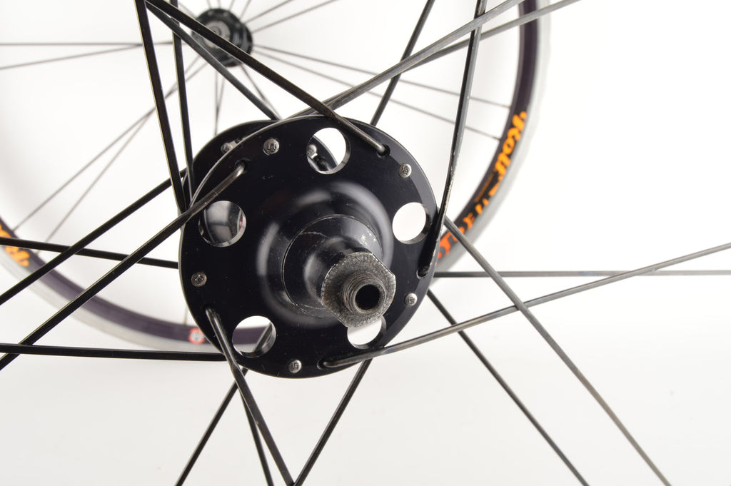 Wheelset with Rolf Vector Pro Clincher Rims and Rolf Hubs – Velosaloon.com