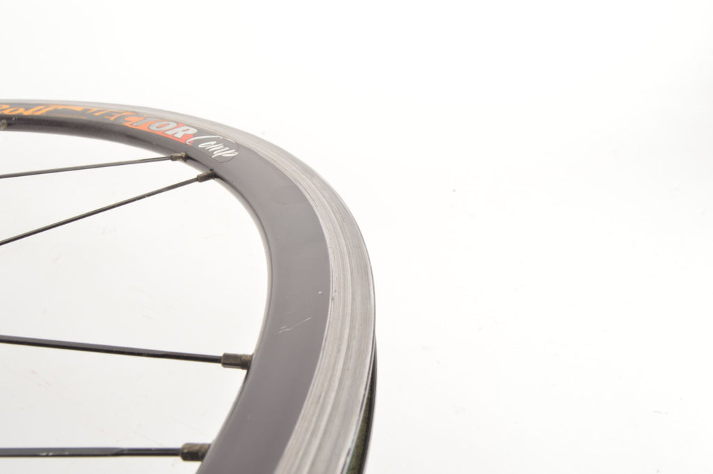 Wheelset with Rolf Vector Pro Clincher Rims and Rolf Hubs – Velosaloon.com