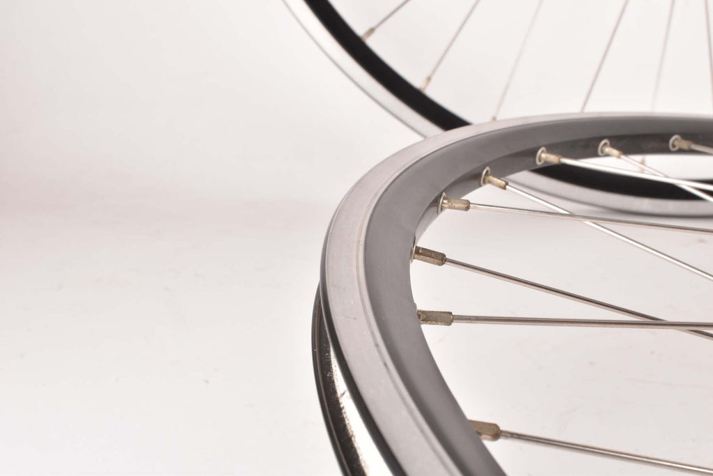 Wheelset with Rigida DPX Clincher Rims and TRW 3000 Hubs – Velosaloon.com